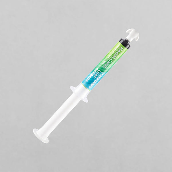 Experience Relief: Pure Cannabis Leaf Extract in Easy Syringe